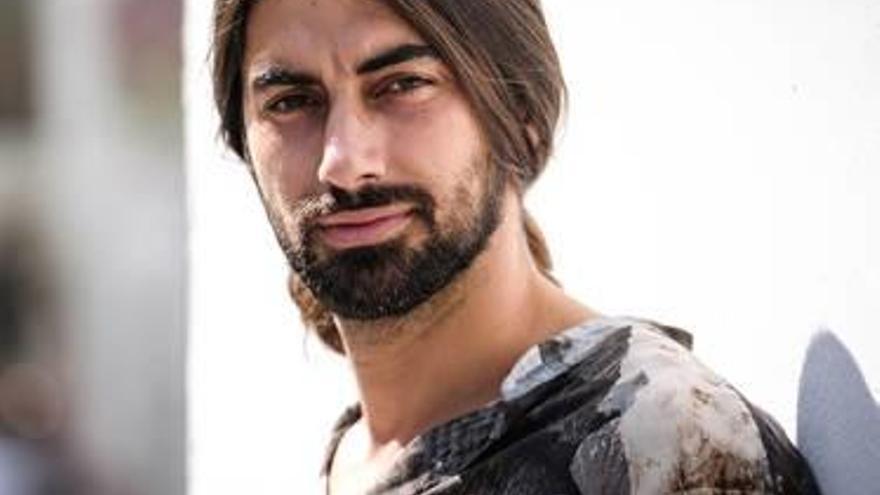 Alex Kennon: "Mi sueño es dejar algo bonito en el 'business' de la música"