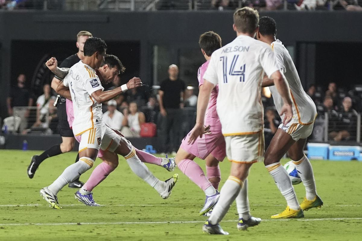 Messi marca un gol en su reaparición con el Inter Miami