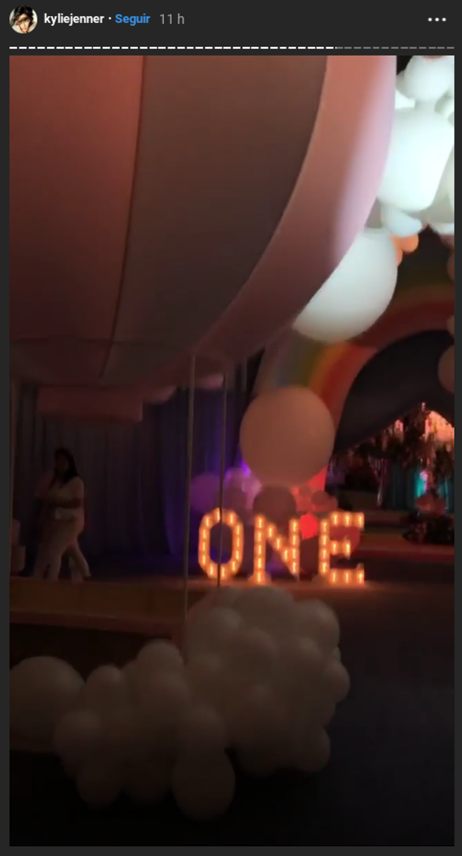 El 'Stormi World' creado por Kylie Jenner por el primer cumpleaños de ...