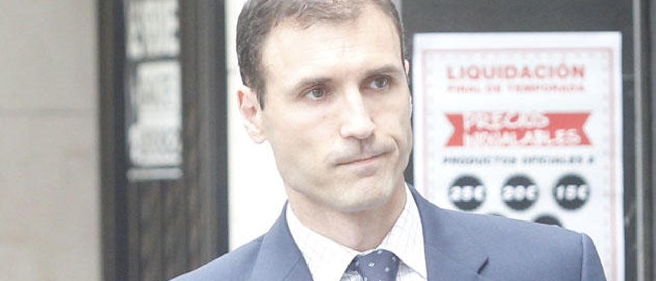 Luis Cervera cambia de rol en el nuevo organigrama - Levante-EMV
