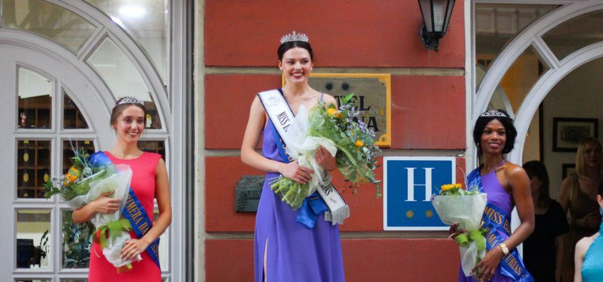 La belleza inocente de la ovetense Belén Suárez, "Miss Asturias ...