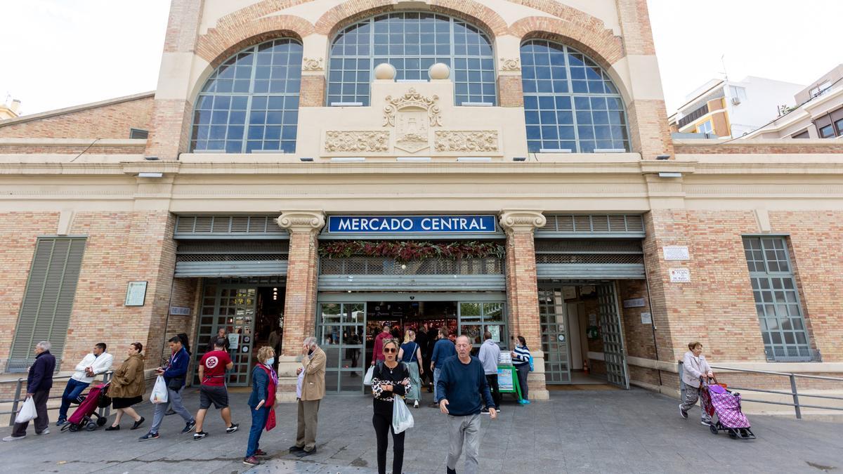 Los actos del centenario del Mercado Central de Alicante no convencen a todos