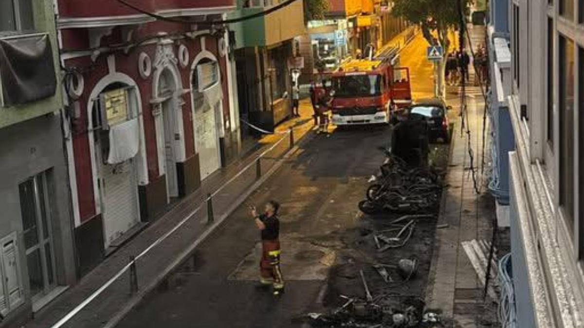 INCENDIO GRAN CANARIA | Un incendio en un contenedor alcanza la fachada ...