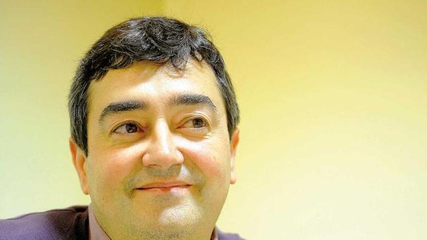 El magistrado José Ramón Chaves habla en Tuña sobre transparencia y ...