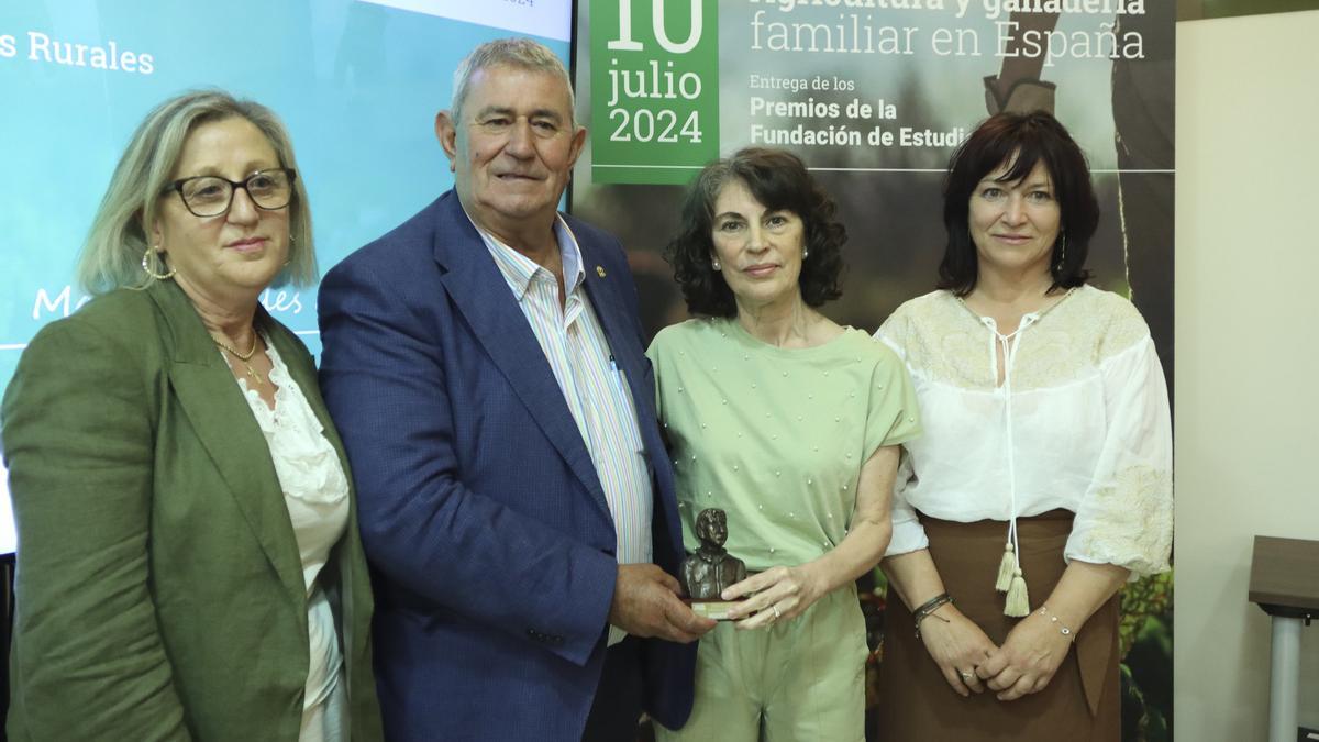 María Ángeles Martínez: "Para muchos, la violencia de género en los ...