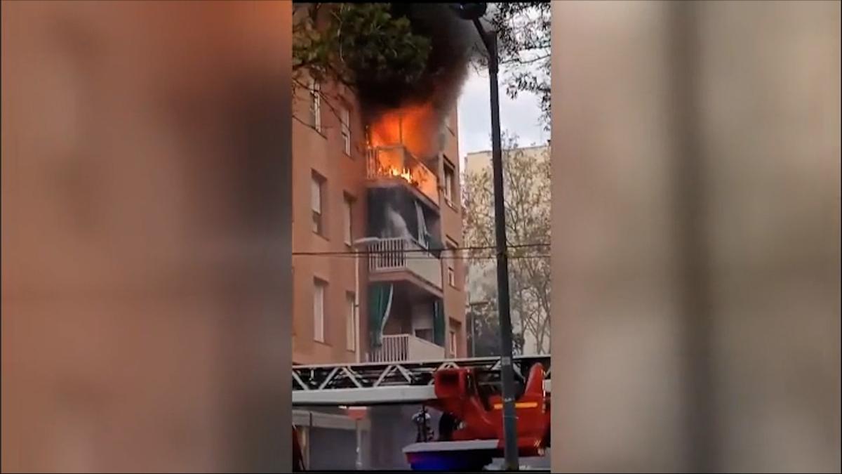 EXPLOSIÓN BARCELONA | Una explosión de una bombona de camping gas en una vivienda de Barcelona ...