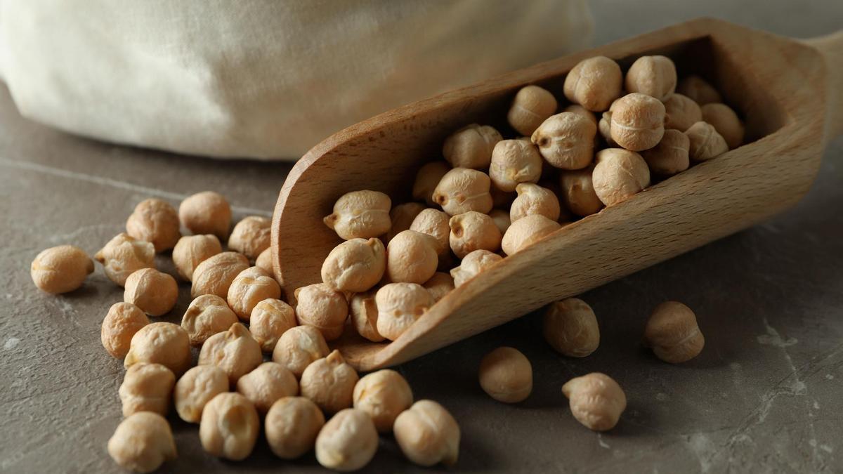 No tiris el líquid dels cigrons: així pots reaprofitar-lo