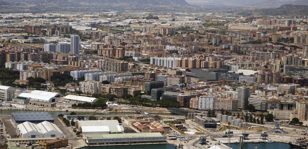 El precio de la vivienda de segunda mano en Málaga cierra 2025 con una ...