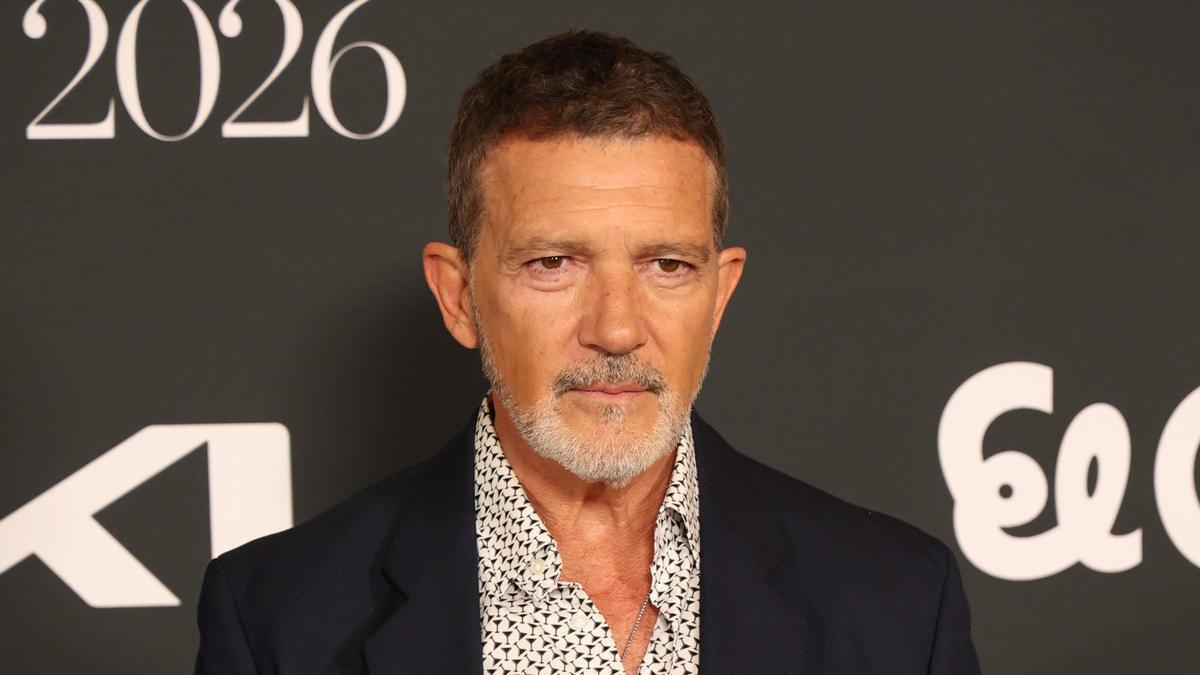 BANDERAS IGLESIA ARTE | Antonio Banderas ante el papa: "La Iglesia es ...