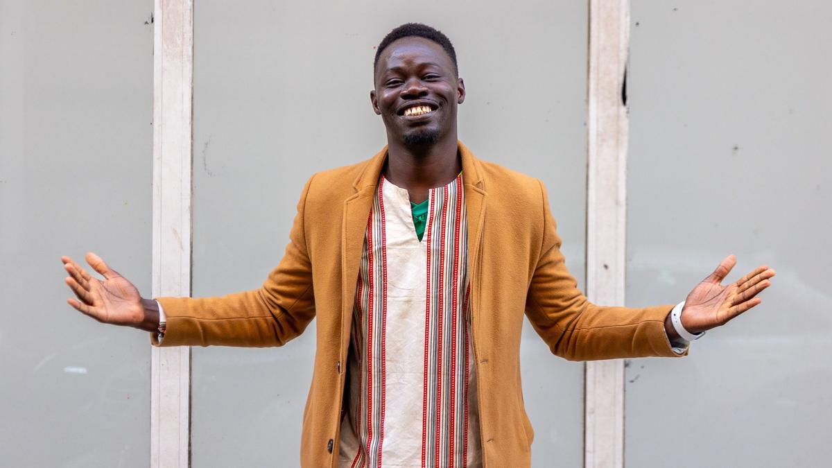 MIGRANTES CANARIAS | Thimbo Samb, actor senegalés llegado en cayuco ...