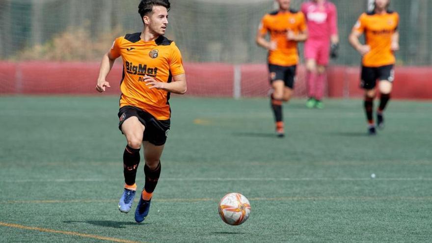 El delantero Christian Albert, nuevo fichaje de la Peña Deportiva ...