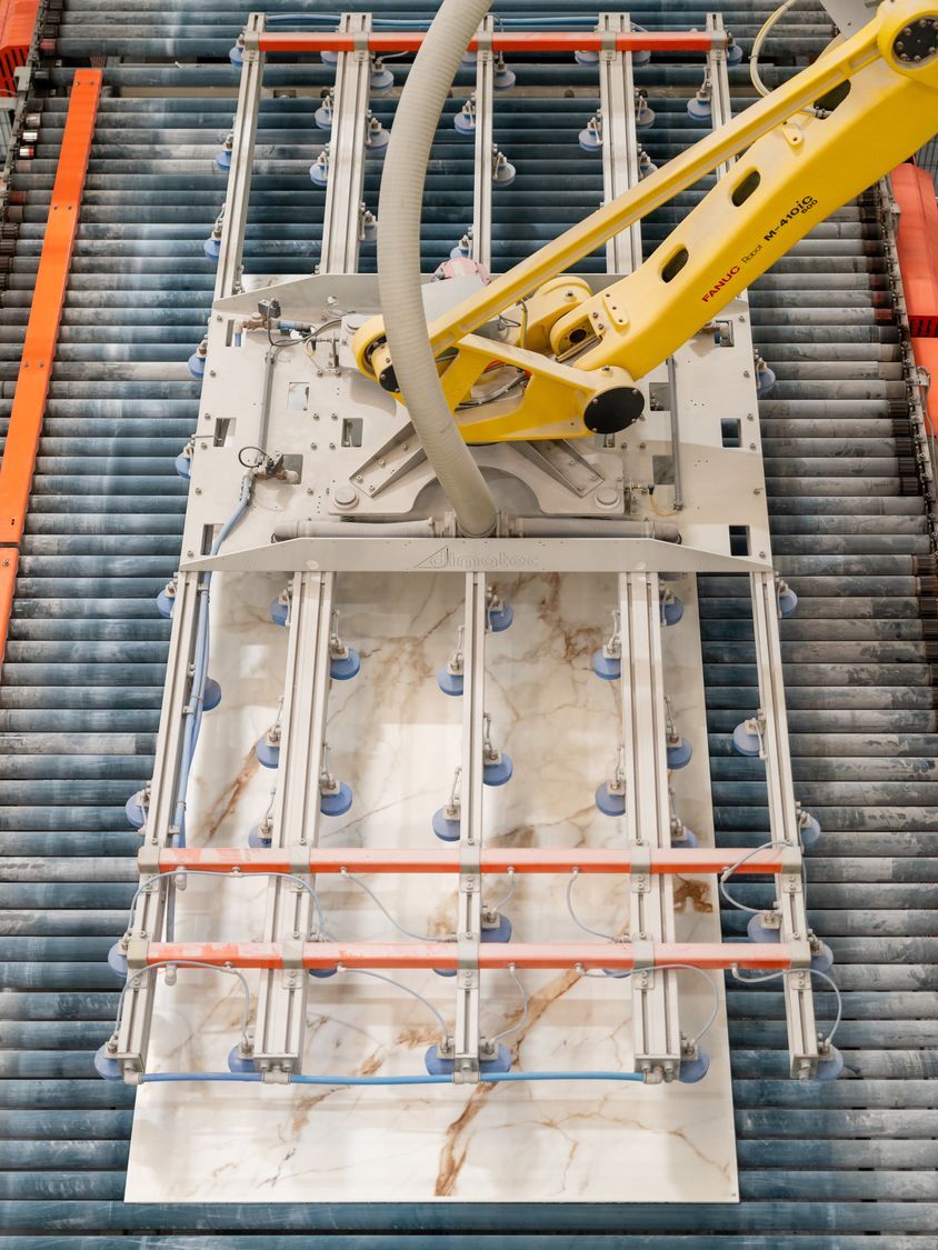 Interior de la planta de gran formato de Porcelanosa - El Periódico ...