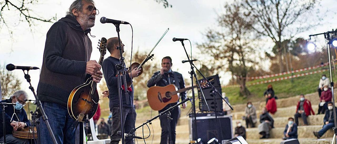 Milladoiro cumple 4 décadas con la promesa de “10 años más de ...