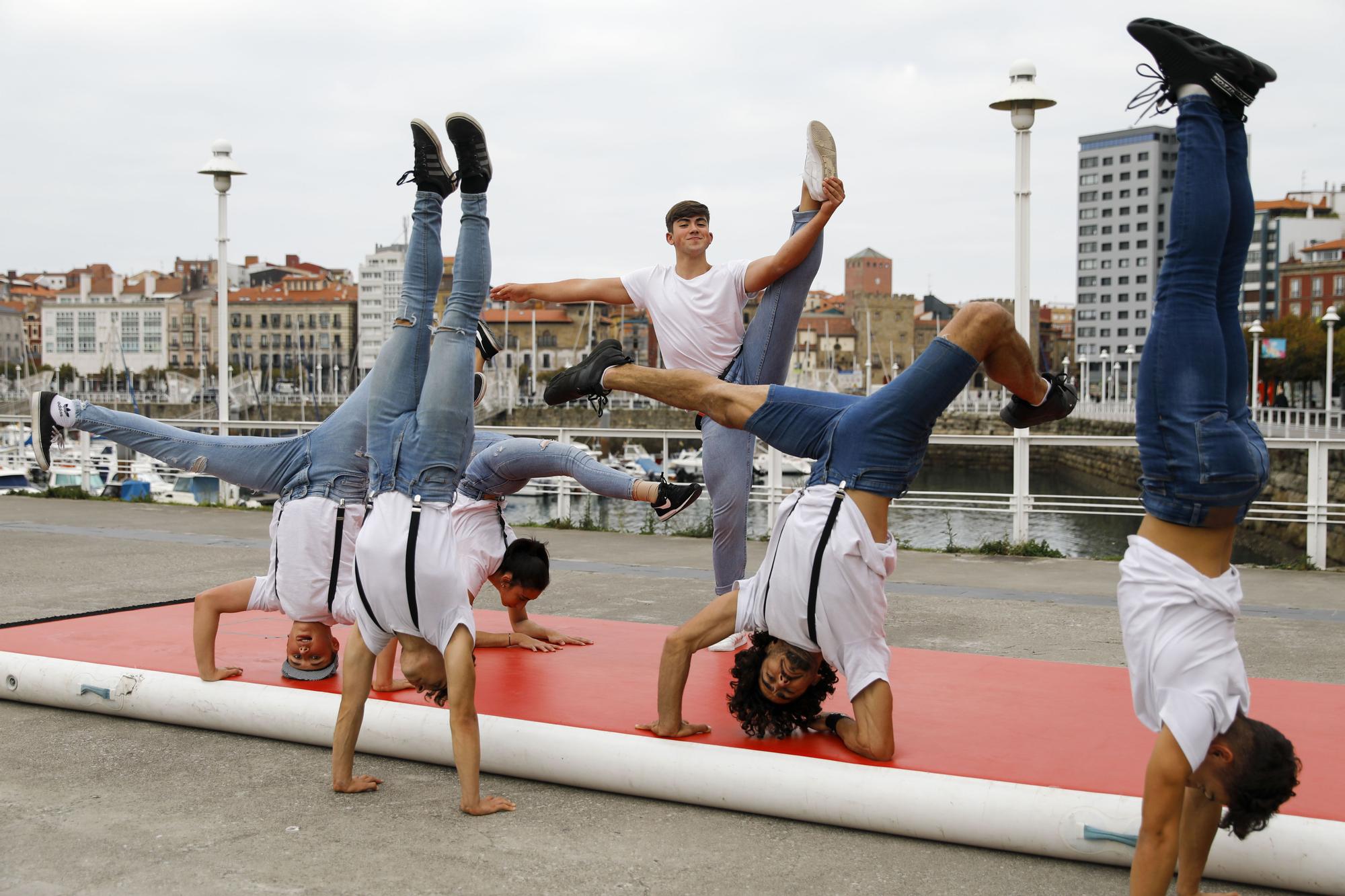 Exhibición de gimnasia acrobática en Fomento
