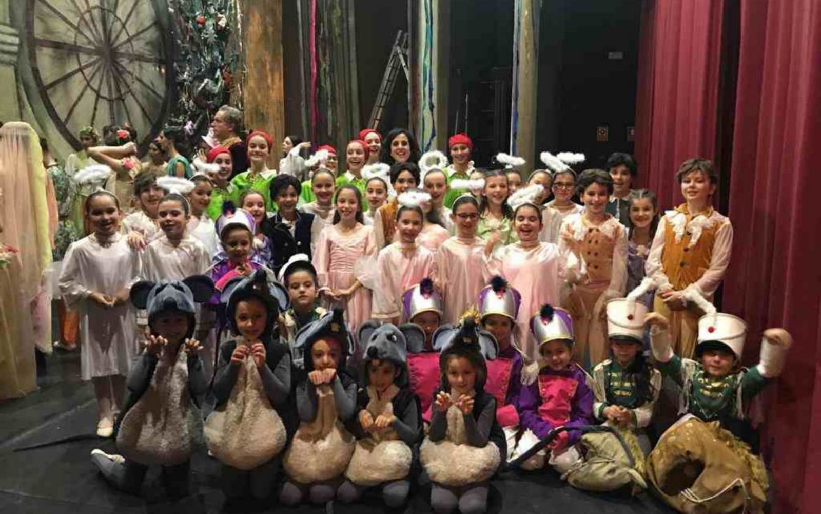 EL BALLET EN CANGAS: Participación en el Cascanueces