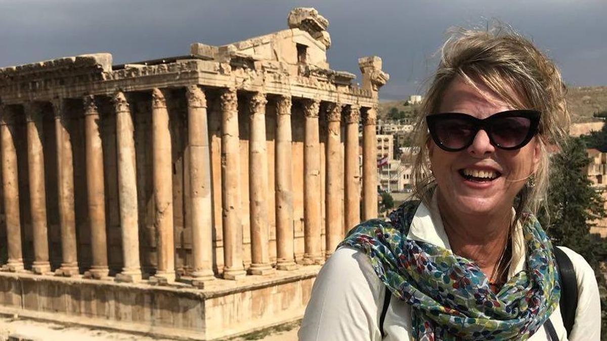 ¿Quién era Carole Prentice, la mujer a la que 'Los Bridgerton' dedica ...