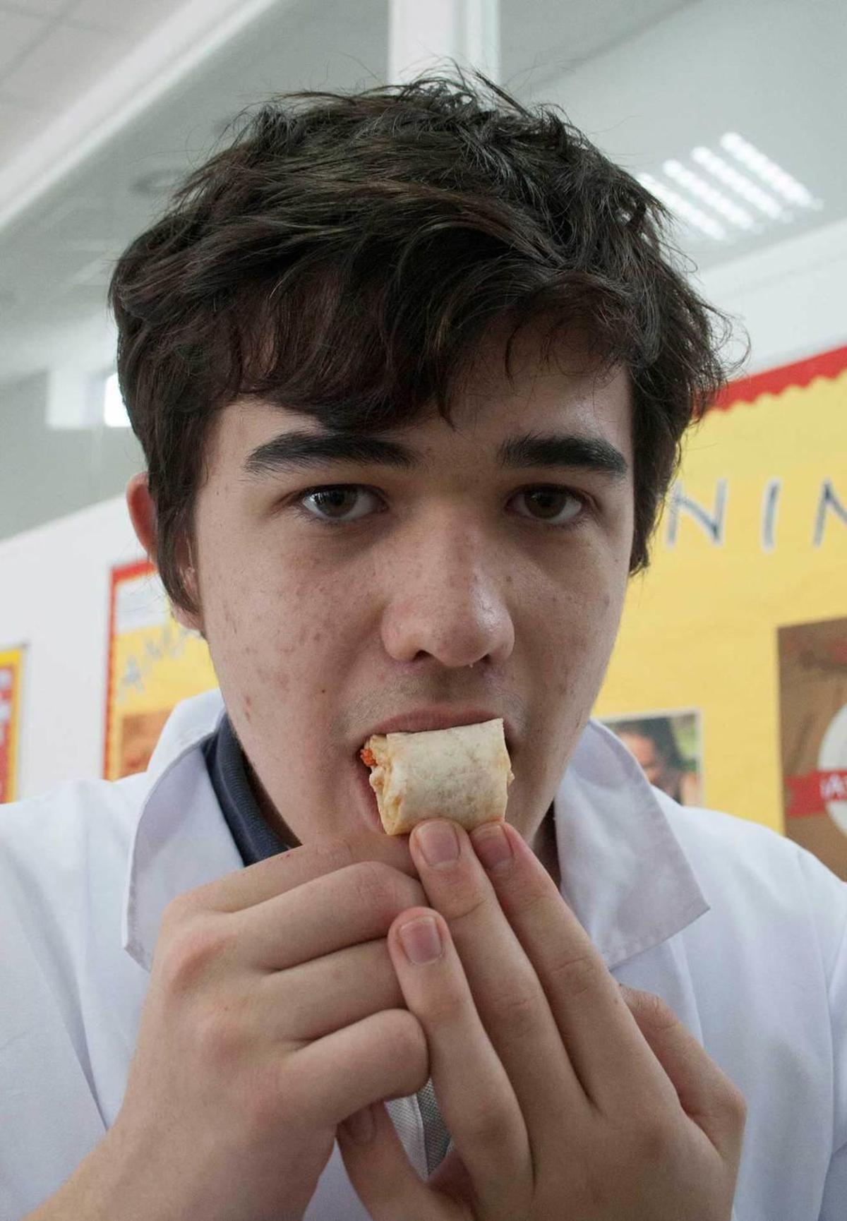 Los insectos, tentempié escolar en Siero