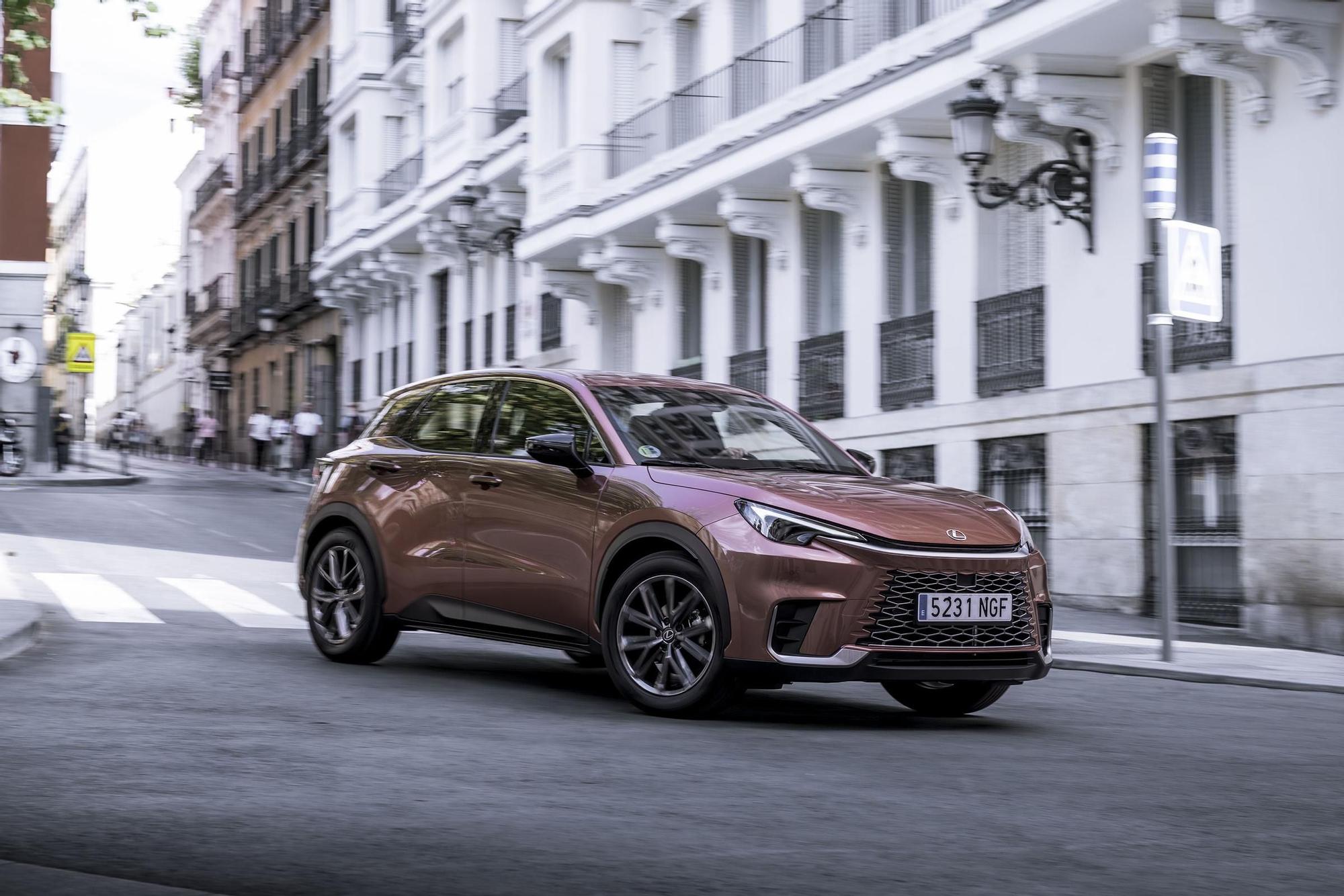 COCHE LUJO SILENCIOSO | El nuevo coche de Lexus que se apunta a la ...