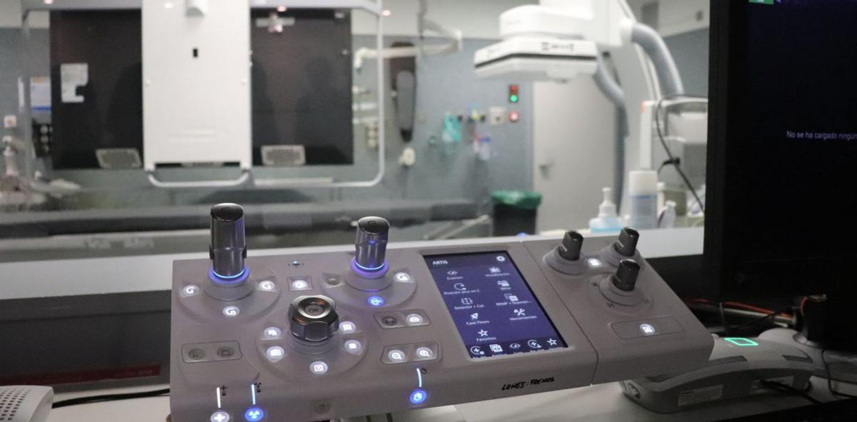 Un nuevo equipo de 900.000 euros en Radiología Intervencionista permite ...