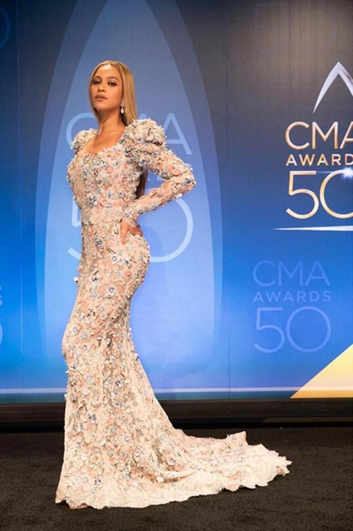 La alfombra roja de los CMA Awards 2016 - Cuore