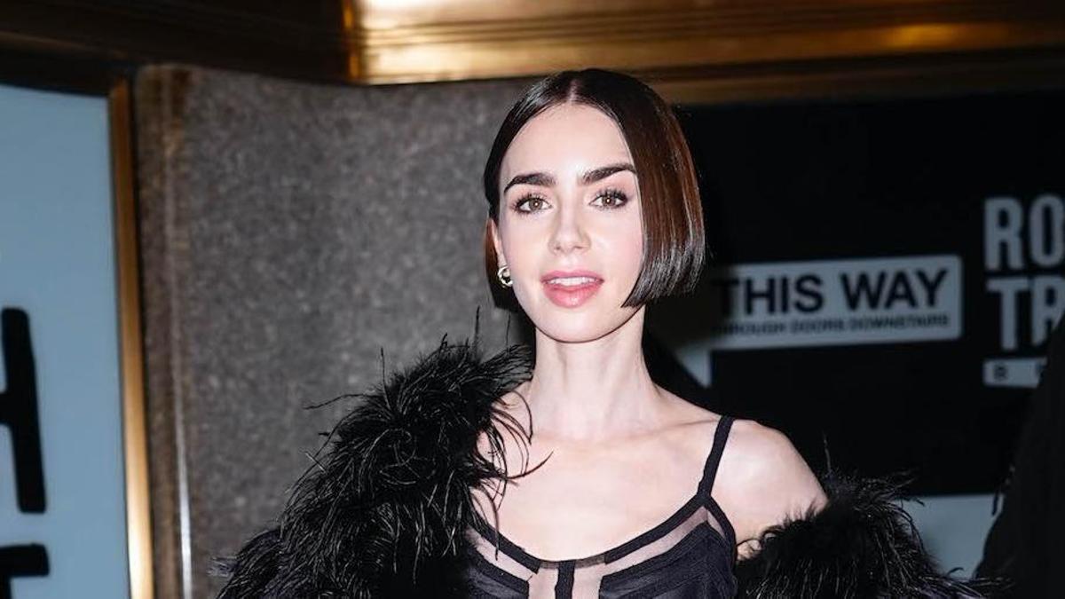 LILY COLLINS VICTORIA BECKHAM Lily Collins se emociona al conocer por ...