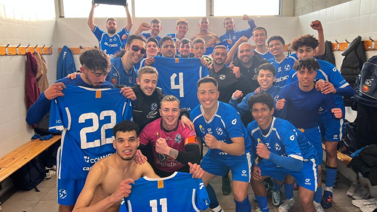 Primeros campeones de Cuarta Catalana: El CF Cunit y el CF Cambrils Unió B