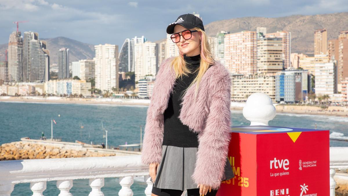 Kuve Benidorm Fest | Así puedes ayudar a Kuve, la candidata murciana en ...