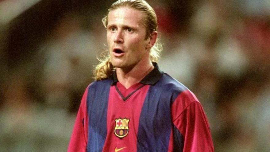 Emmanuel Petit desprecia al catalán en su autobiografía: "Está muy ...