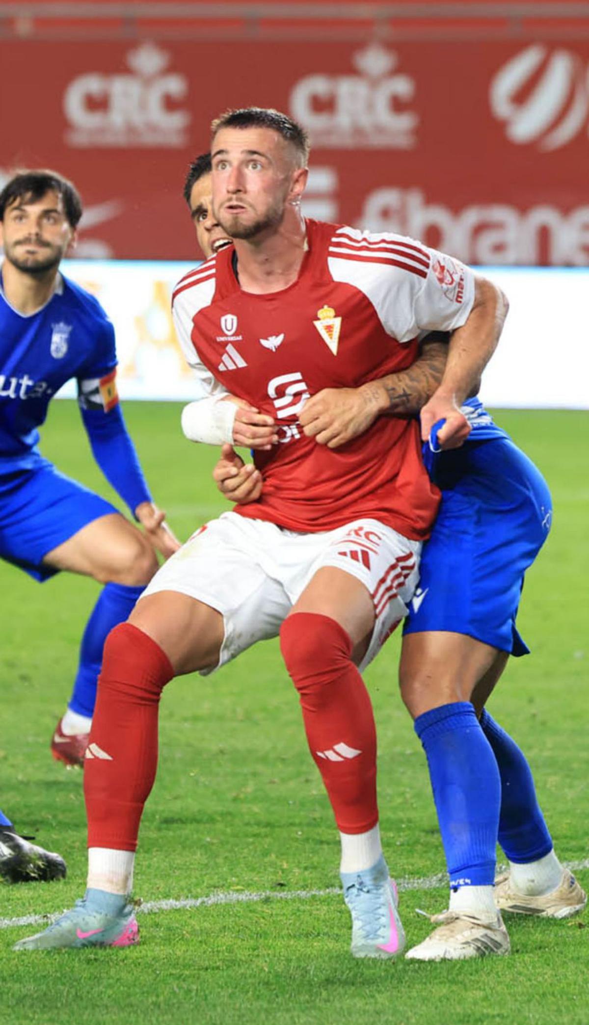 Real Murcia: Los goles de David Flakus encienden al Real Murcia en casa