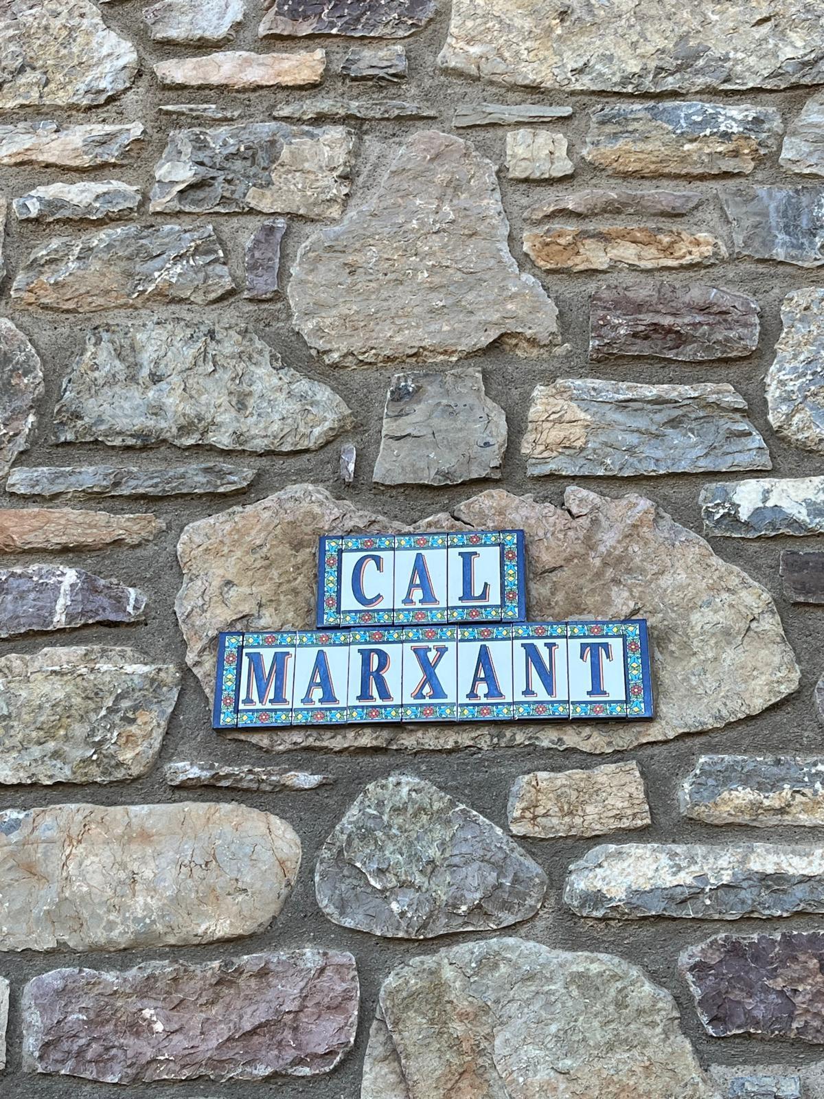 Sabies que moltes masies de Llanars expliquen històries de segles ...