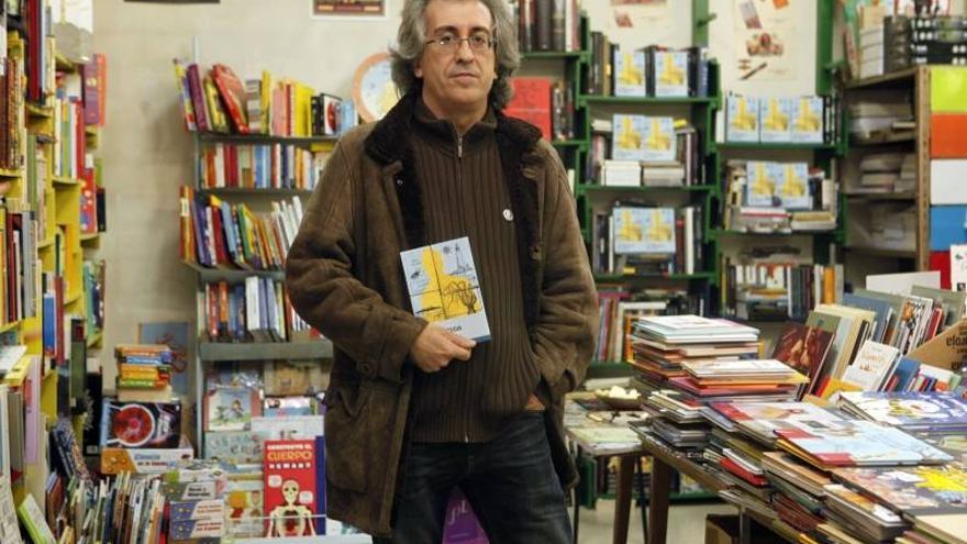 David Roas: "Exploro mi relación de amor y odio con Galicia"