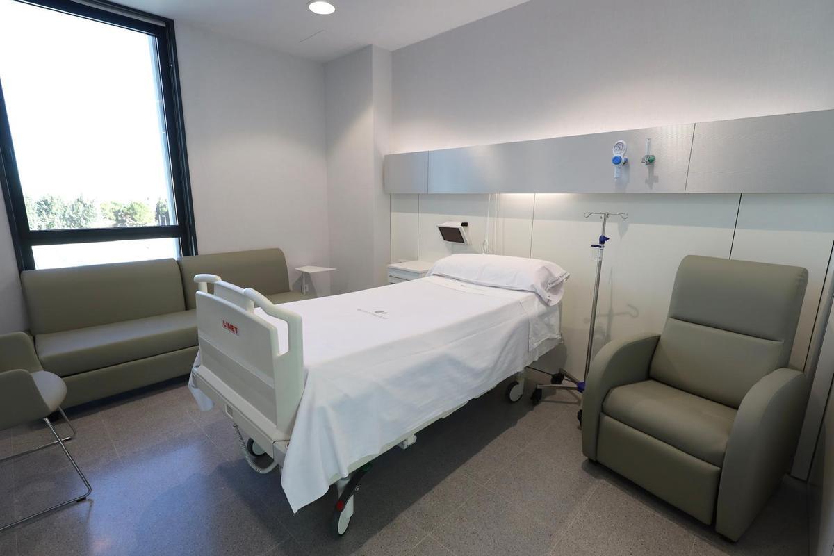 EN IMÁGENES | Así ha sido la inauguración del nuevo hospital Quirón de ...