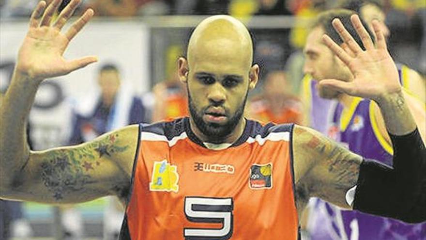 El rival del Cáceres sí se refuerza: debutará el pívot Kyle Rowley