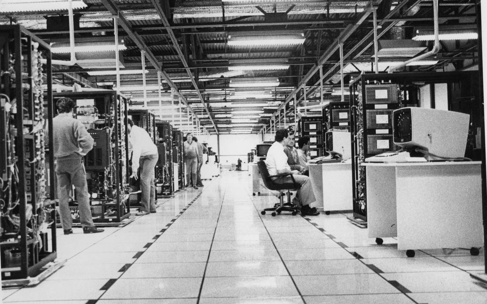 Así era la planta valenciana de IBM en los años 80 y 90