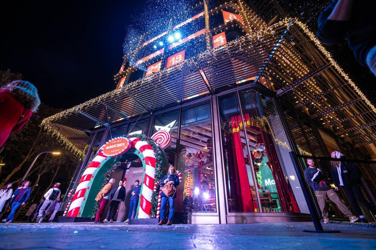 FOTOS | Jordi Roca endulza los 'Magics Days' de Casa SEAT