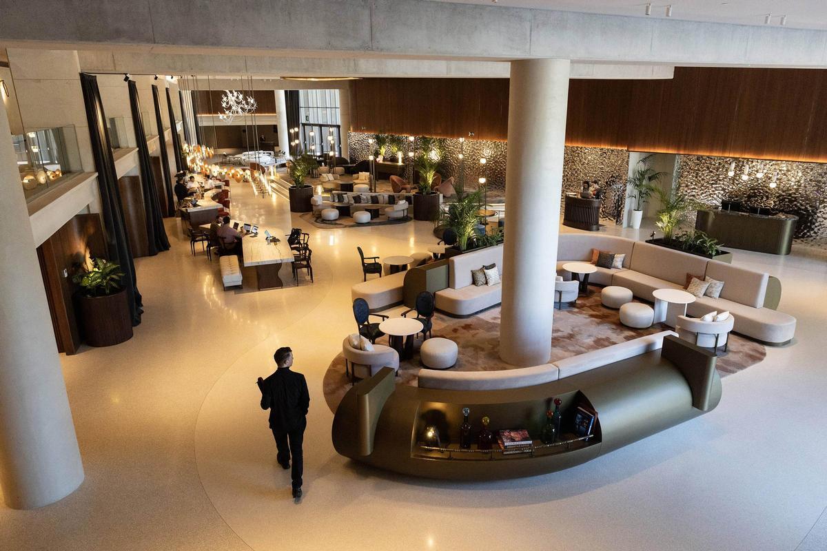 El macro hotel de lujo SLS Barcelona en el Fòrum