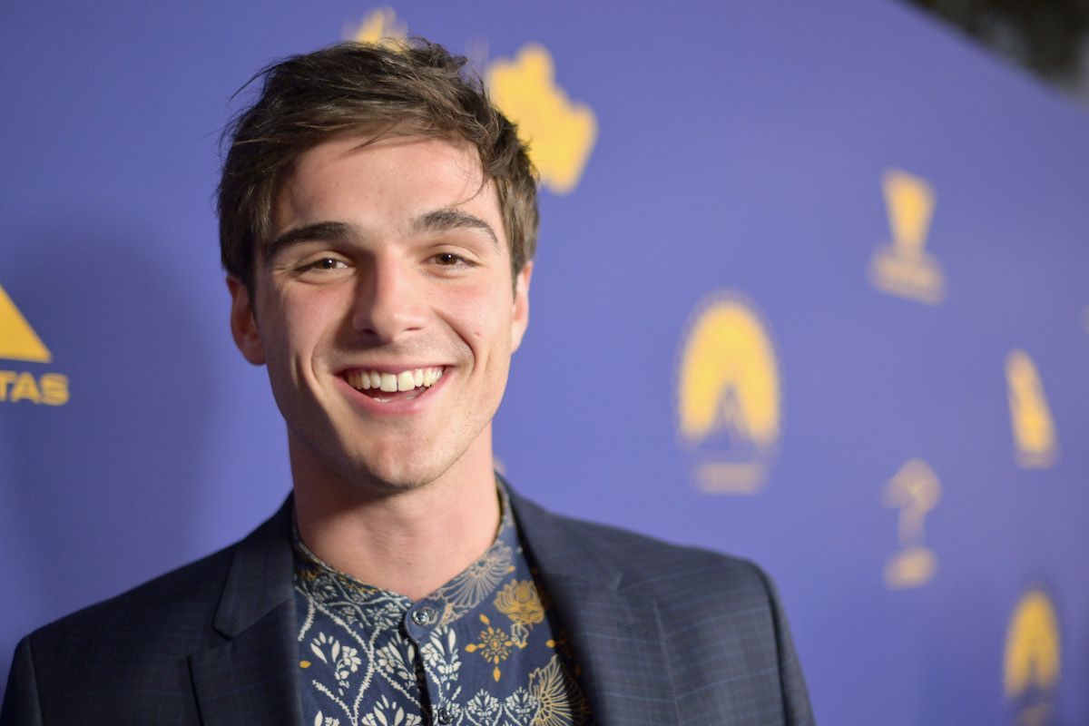 JACOB ELORDI MI PRIMER BESO NETFLIX La película que lanzó a Jacob ...