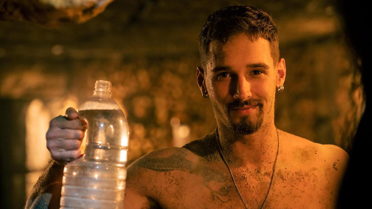 BERLÍN NETFLIX: ¿Quién es Joel Sánchez, el canario de 'Berlín' el ...