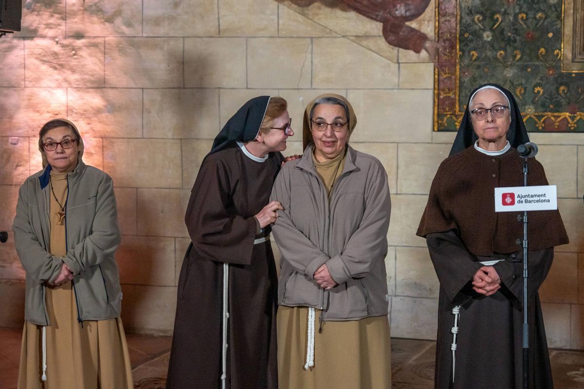 Las monjas clarisas se despiden del monasterio de Pedralbes de Barcelona