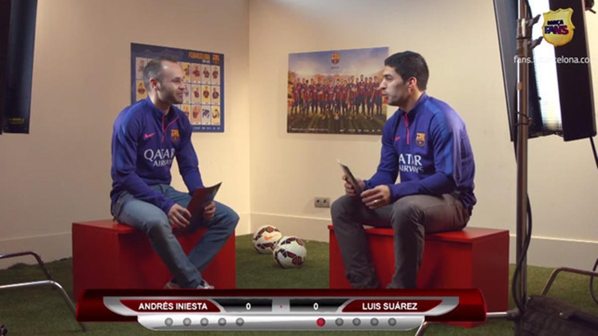 El cara a cara de Iniesta y Suárez