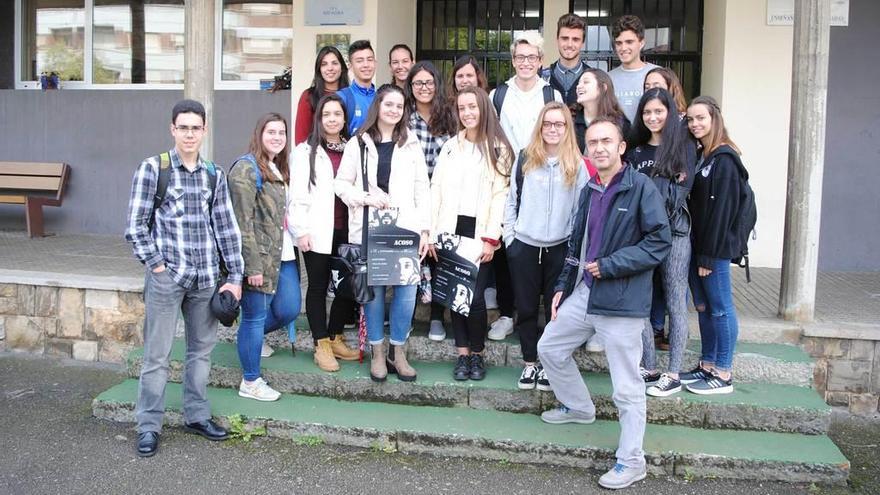 Juan Fal, director de "Acoso": "No tratamos de acusar sino de concienciar"