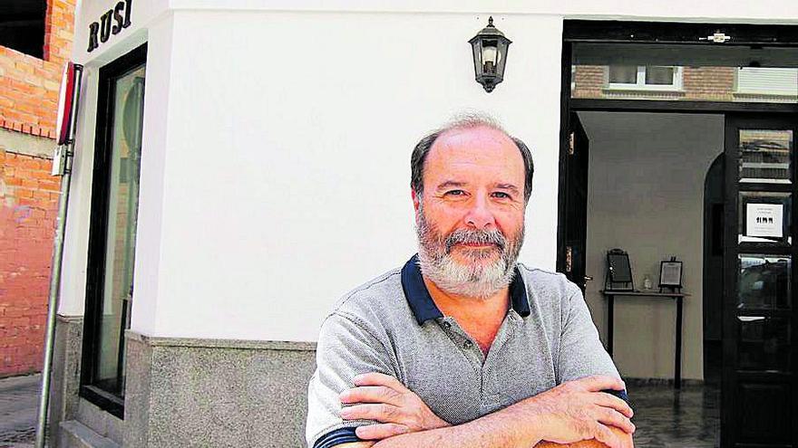 Mario Roldán: «De momento no me planteo cerrar el negocio, hay que ...