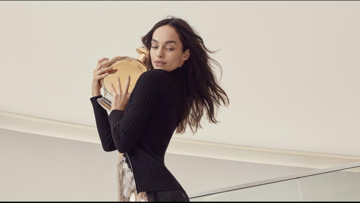 Luma Grothe, embajadora de Olympéa Blossom, nos invita a florecer desde ...