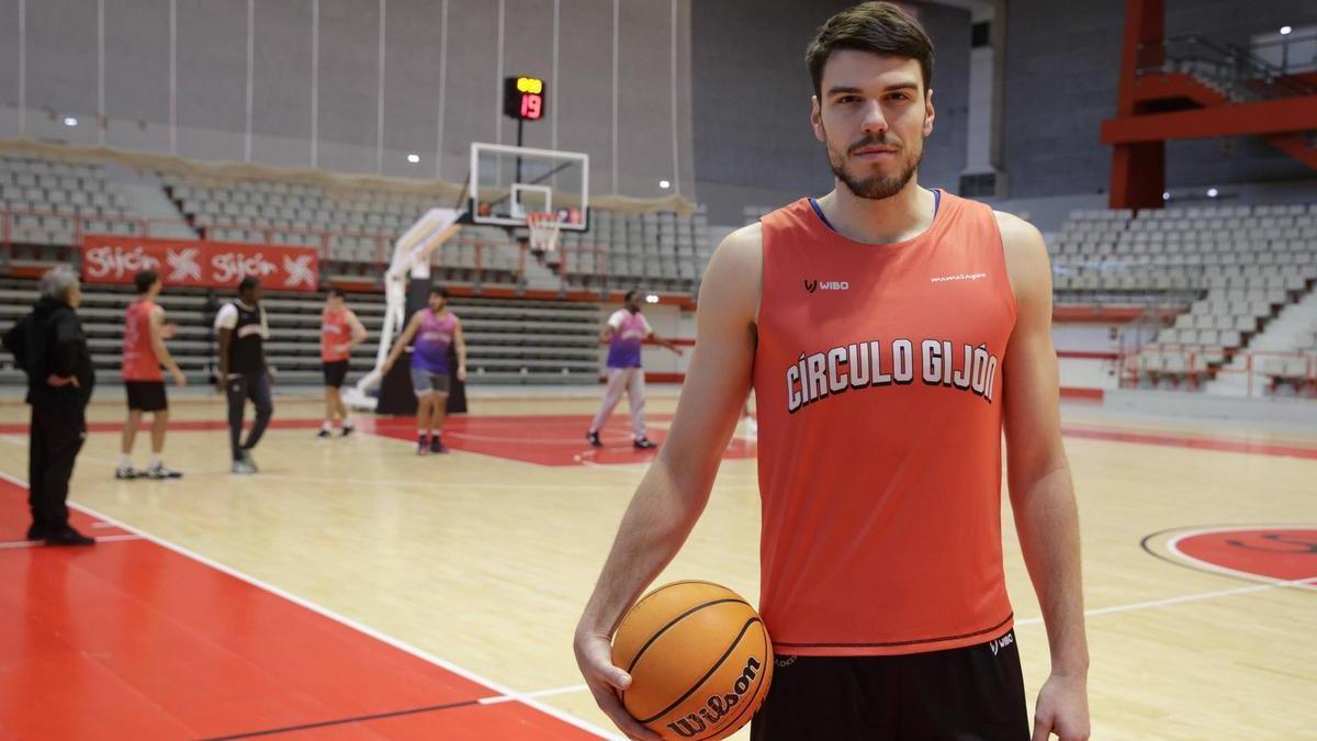 LA AVENTURA DEL CÍRCULO EN SEGUNDA FEB: "Javi Menéndez, el MVP que ...