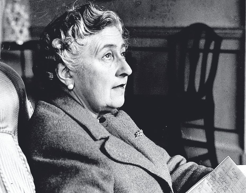 Agatha Christie, viajera y arqueóloga con chispa