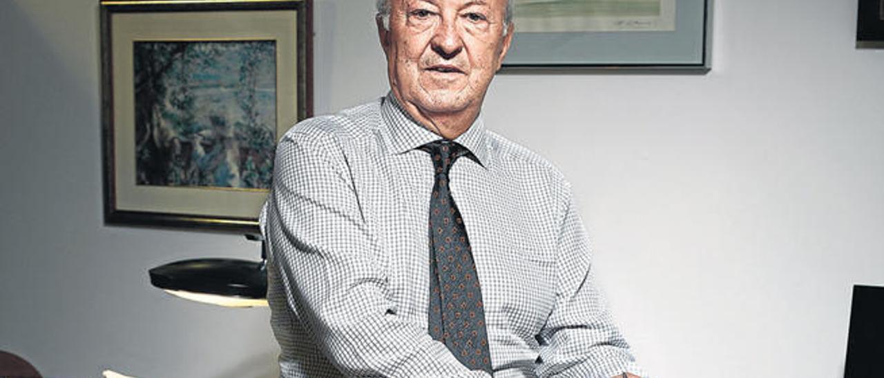 Pedro Acién: "En reproducción asistida se puede hacer de todo, pero no ...