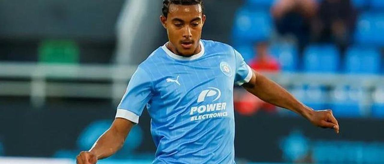 La UD Ibiza hace oficial la baja de Miguel Azeez - Diario de Ibiza