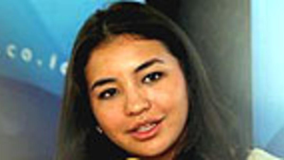 Una modelo dice huir de los malos tratos de su marido, el heredero de un sultanato de Malasia ...