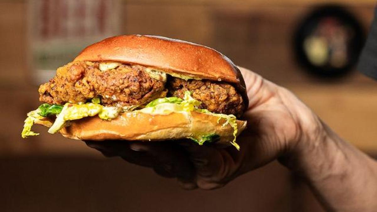 Machaka Burger inaugura su tercer restaurante en Barcelona y debutará ...