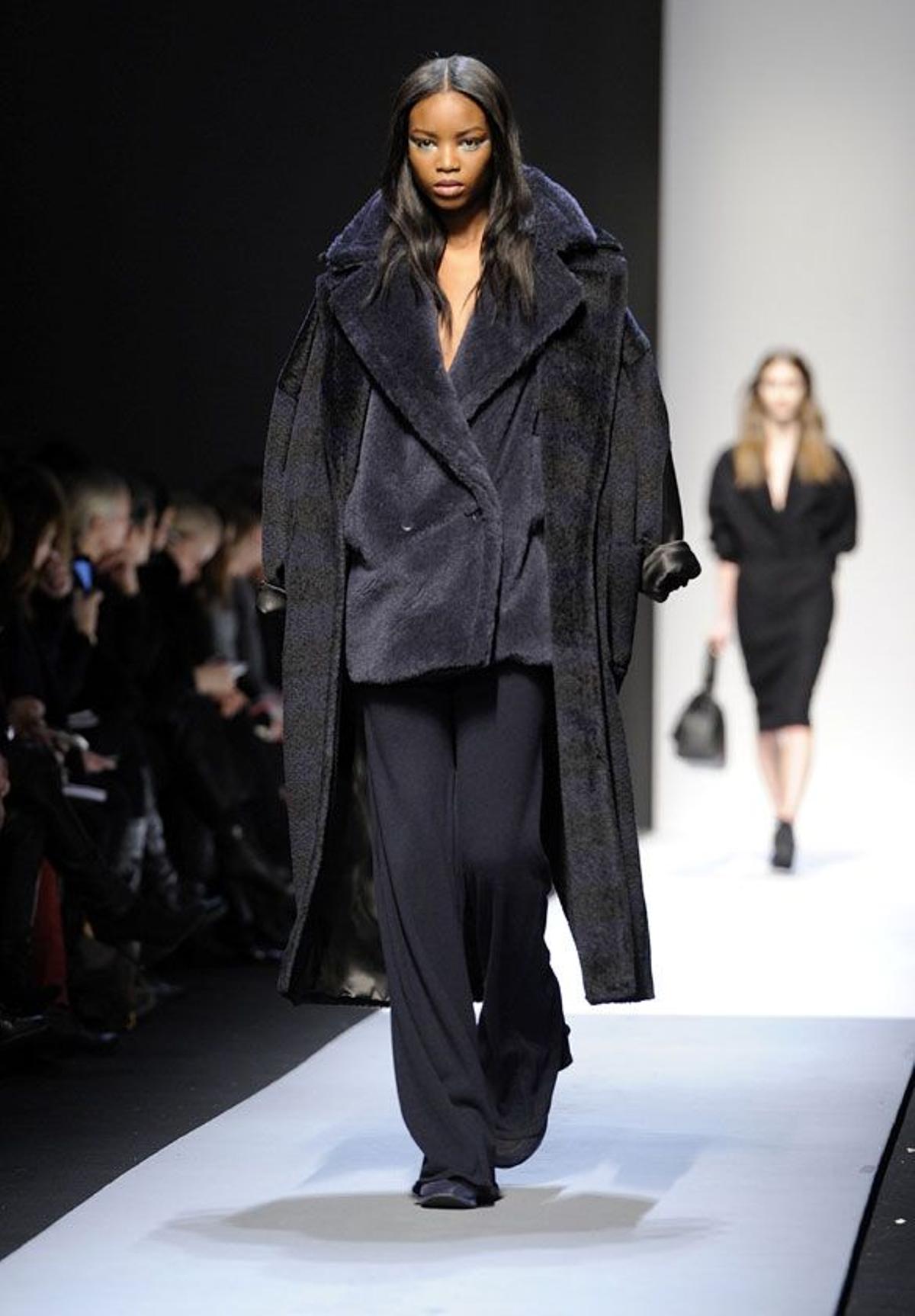 Max Mara, 100% made in Italiy - Woman